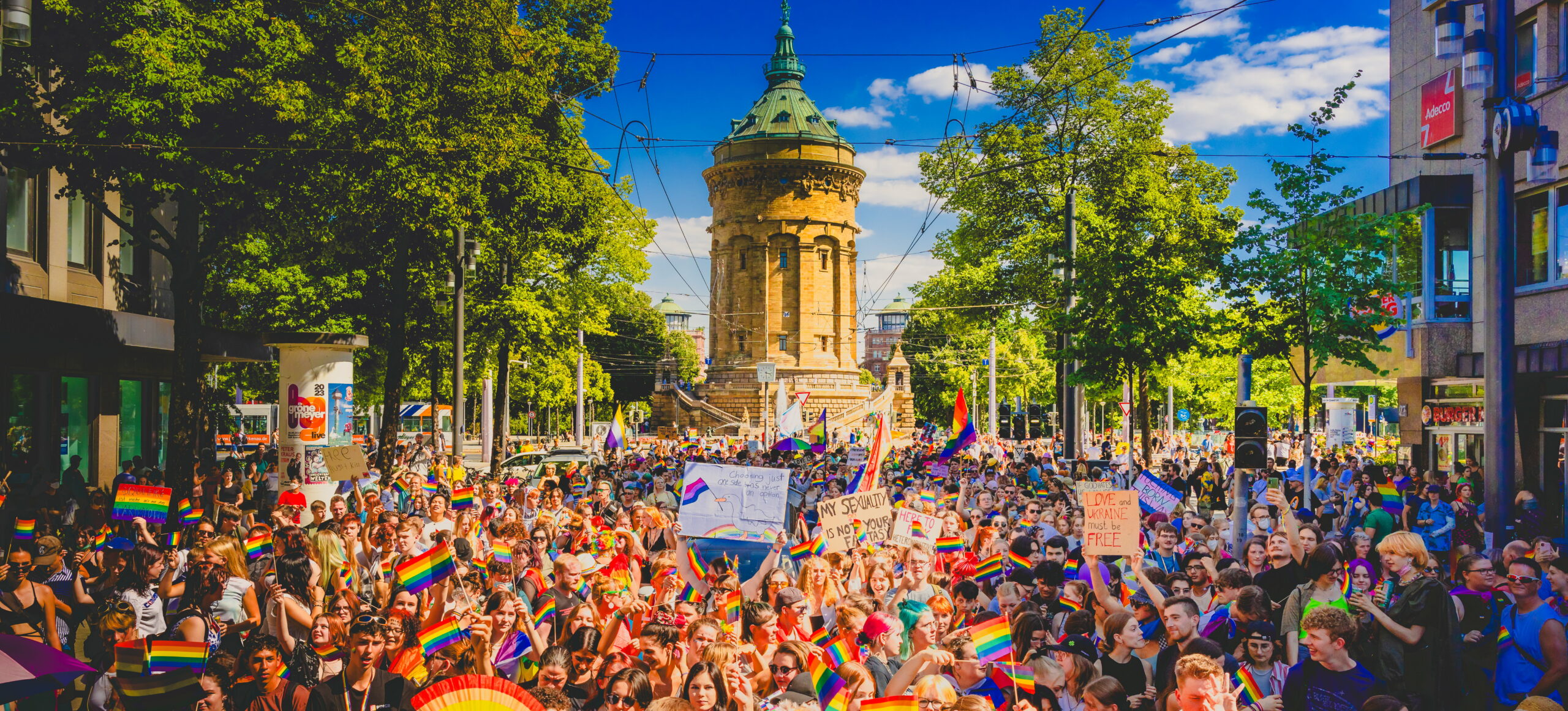 Demonstration – Monnem Pride